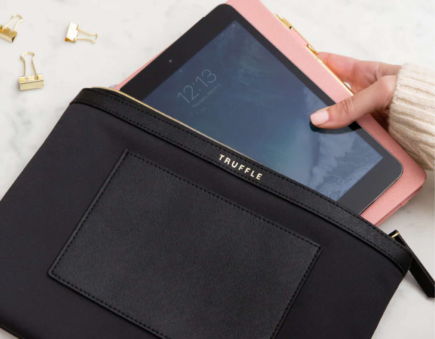 Tech Pouches and Tech Cases for Simplifying Your Work Life